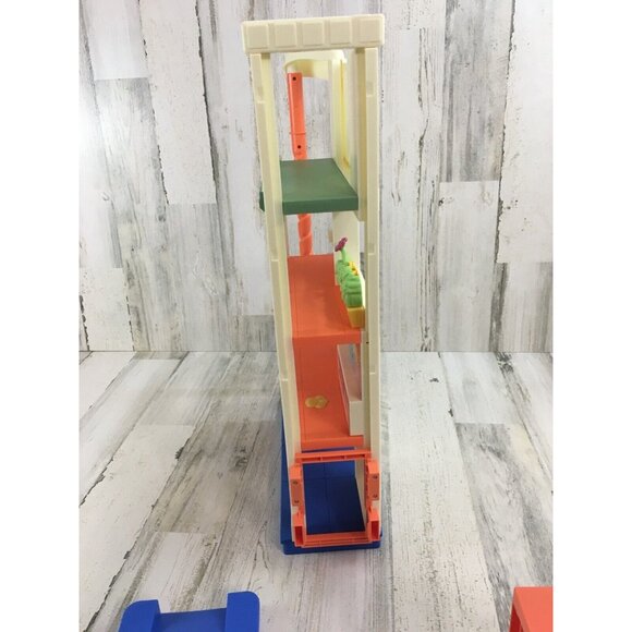 Bluey | Toys | Bluey Hammerbarn Shopping Playset 4 Level Playset Only ...